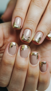 35 Minimalist Nail Art Designs for Simple, Elegant Style - nailosphere.com